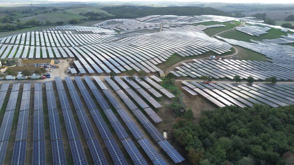 KGAL connects Italian solar park of superlatives to the grid