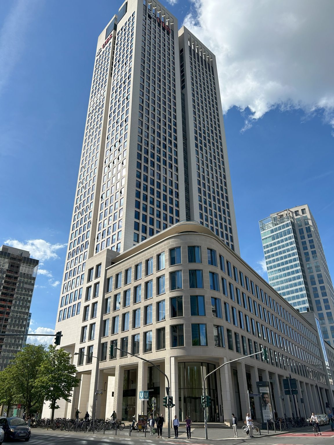 KPMG focuses on sustainable existing space at its new Frankfurt office